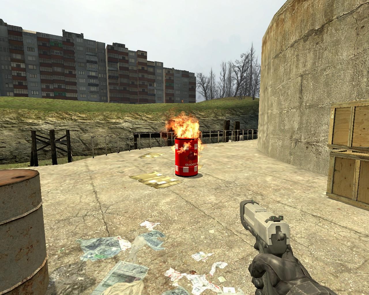 REALLY Bright Red Explosive Barrel [Half-Life 2] [Mods]