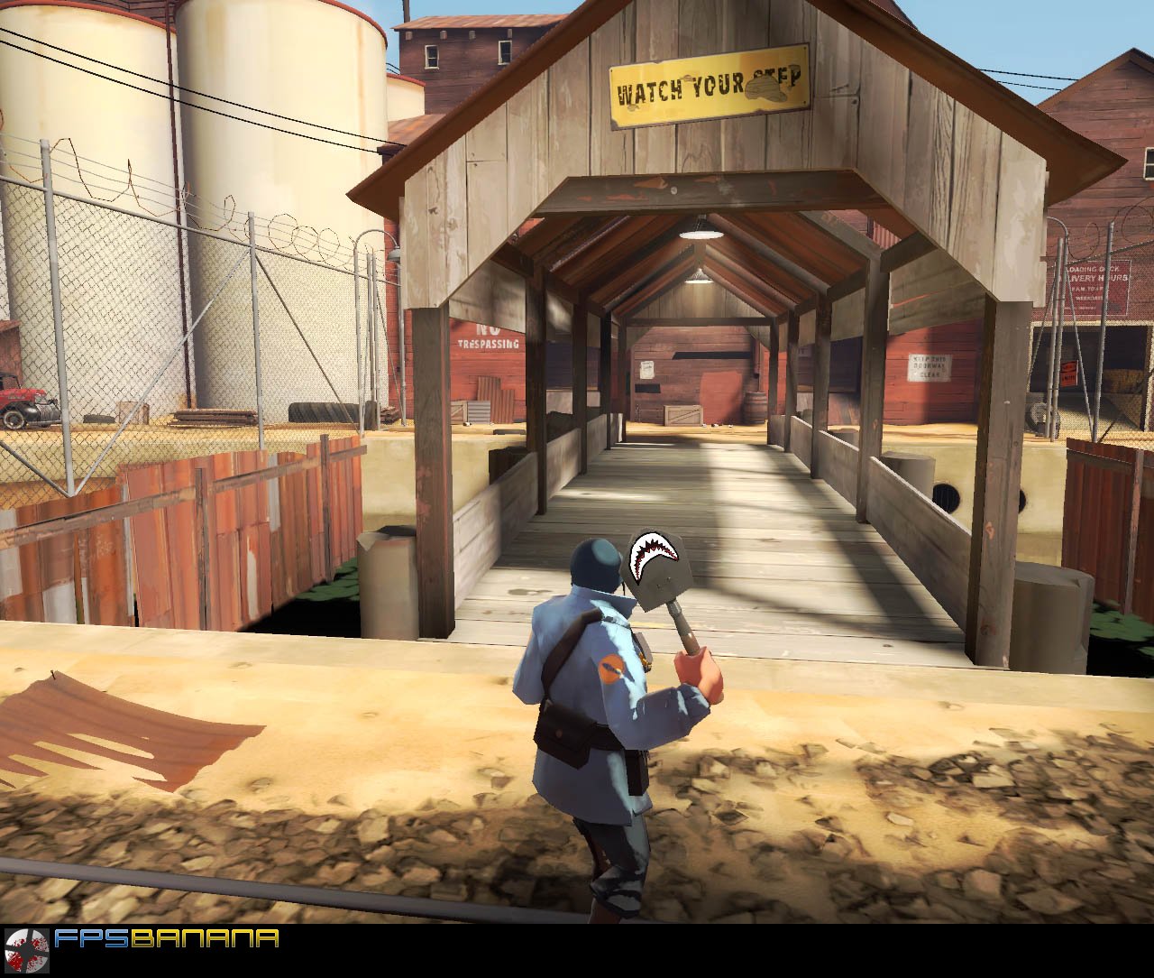 Soldiers Shark-Faced Shovel [Team Fortress 2] [Mods]