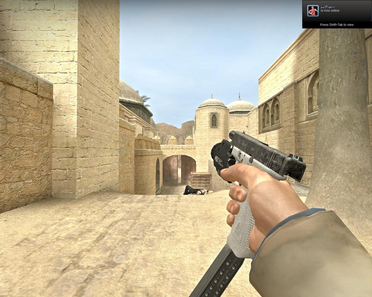 Winter Glock 18C - re upload Mod for Left 4 Dead 2 | L4D2 Mods