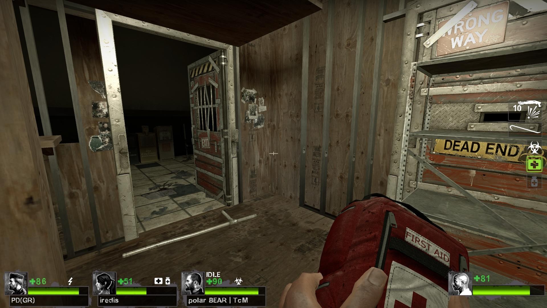 Combat medkit Mod for Left 4 Dead 2 | L4D2 Mods