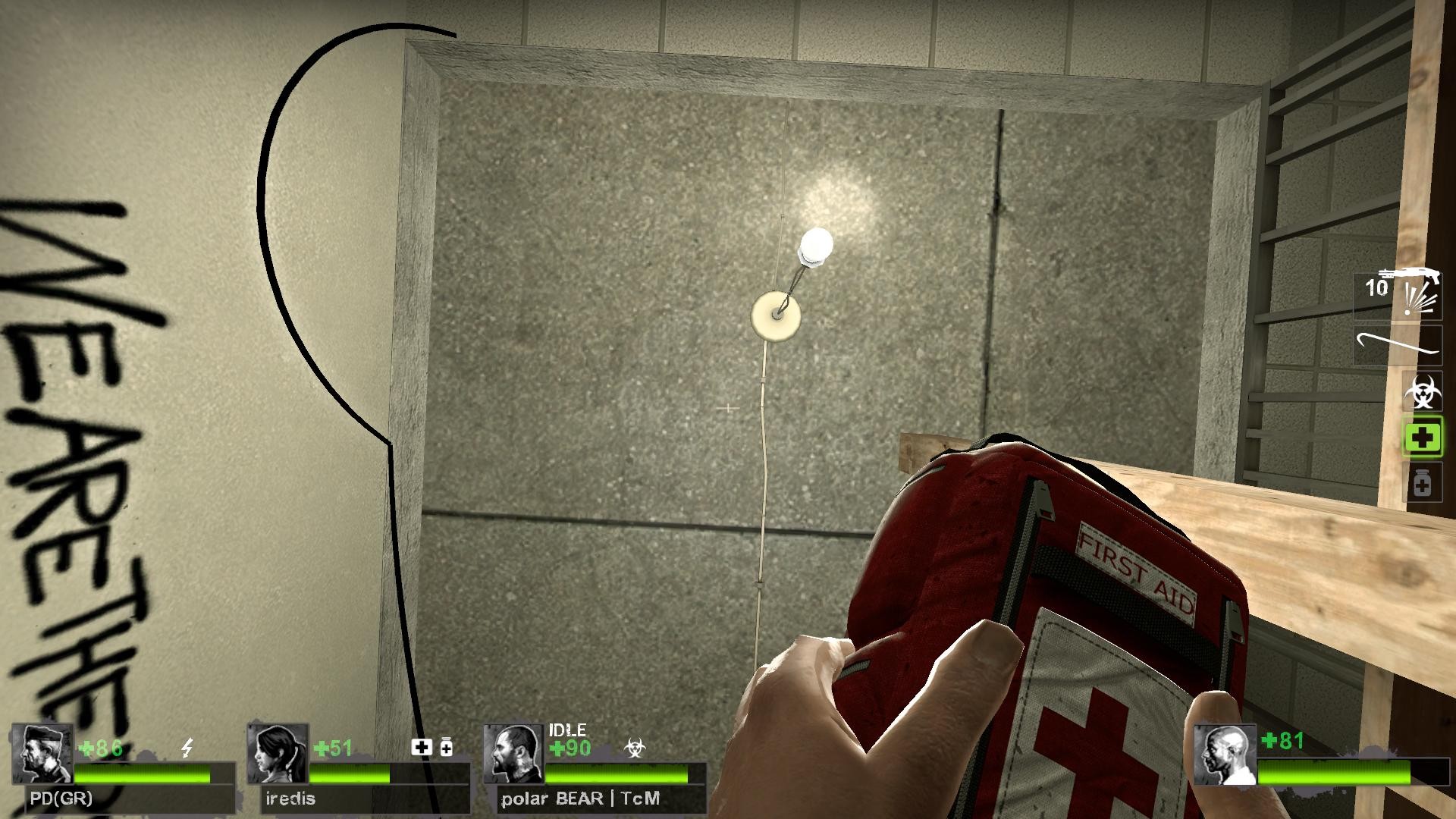 Combat medkit Mod for Left 4 Dead 2 | L4D2 Mods