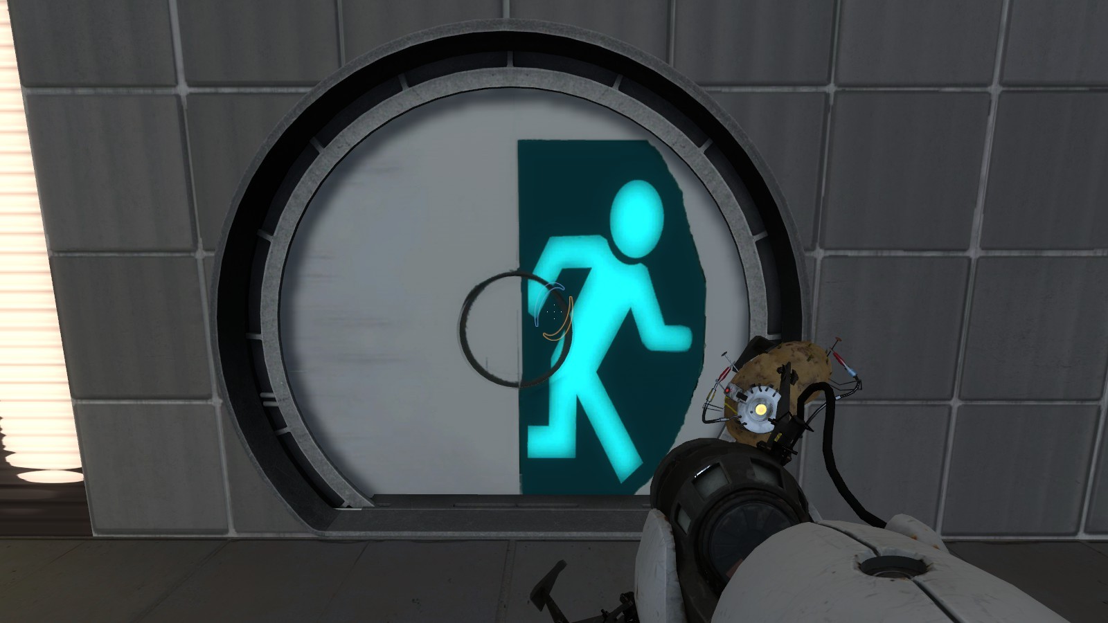 Portal 2 beta door skin *IMPROVEMENT* [Portal 2] [Mods]