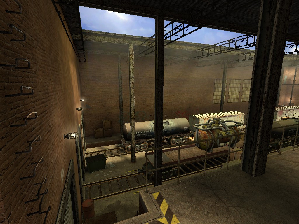 aim_trains_v2 [Counter-Strike: Source] [Mods]