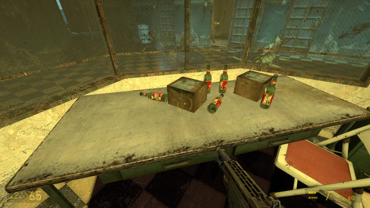 HL2 beta "Dis Bee Goot" beer bottle reskin [Half-Life 2] [Mods]