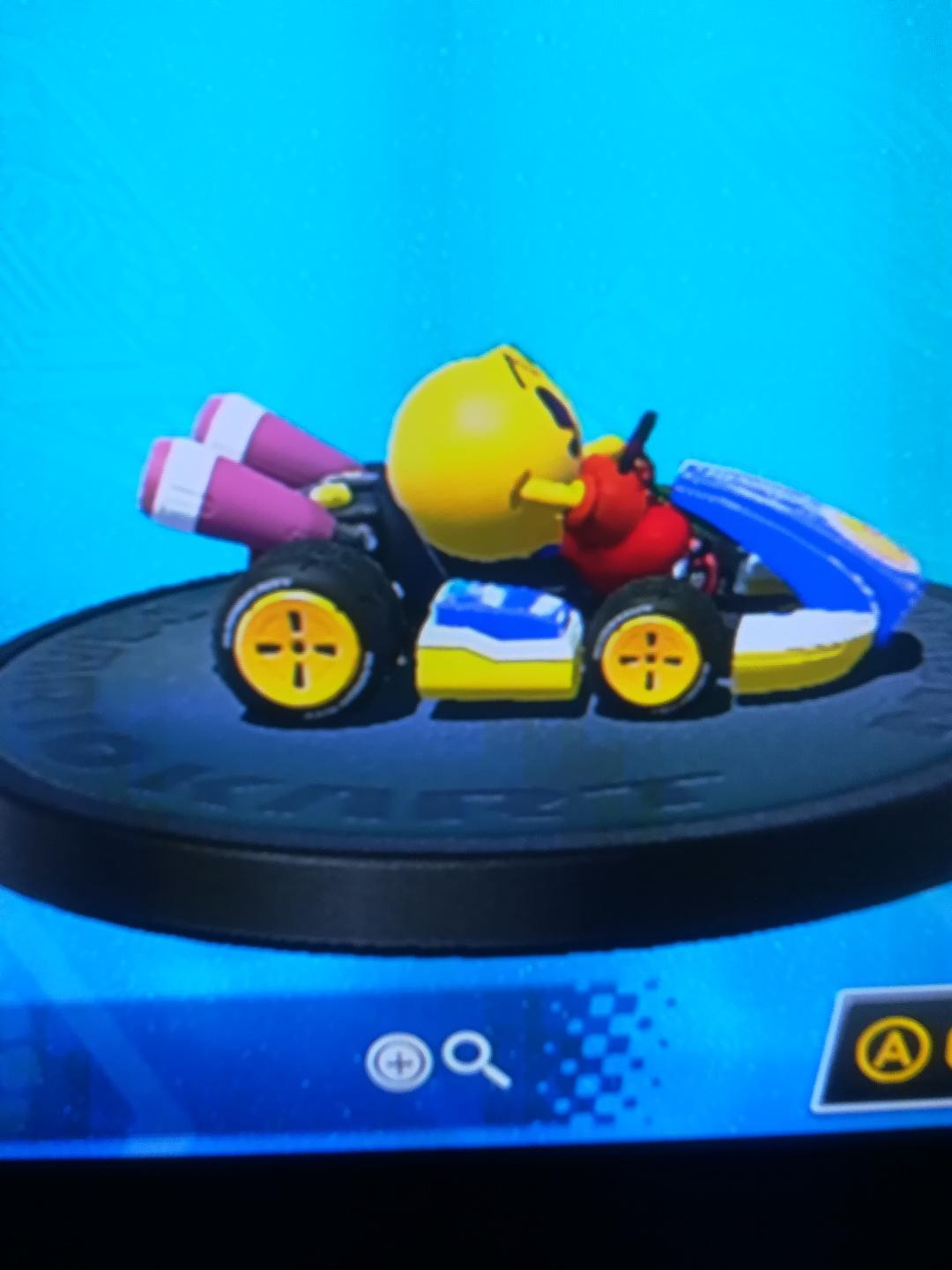 Pacman MKGPDX Themed Kart, Kite and Emblem [Mario Kart 8] [Mods]