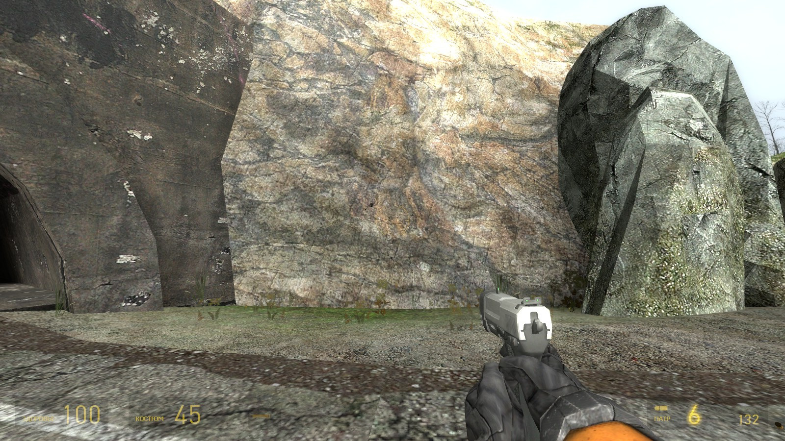 Two-handed Pistol Mod for Half-Life 2 | HL2 Mods