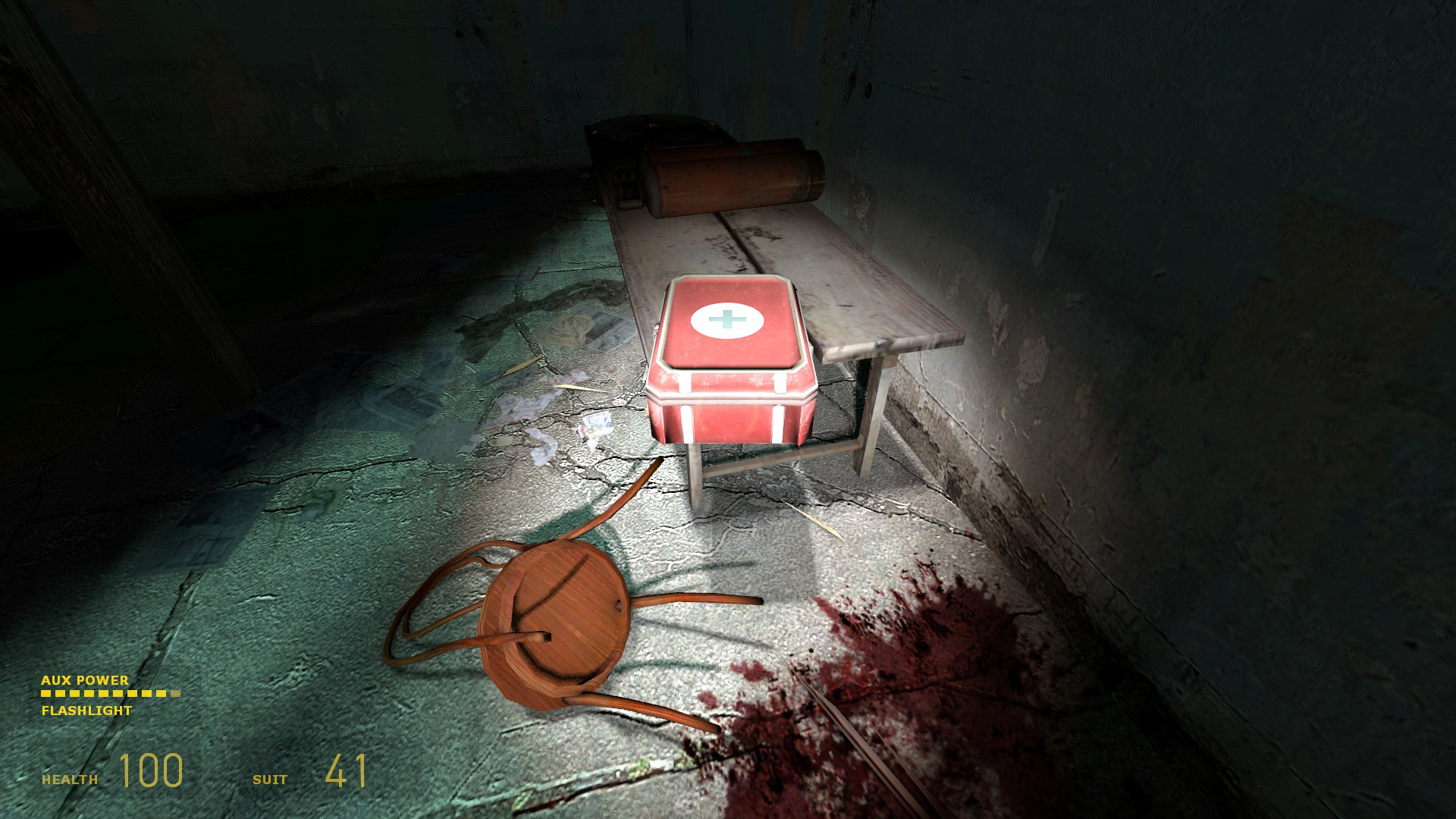 The medkit from Thunder's Leaves [Half-Life 2] [Mods]