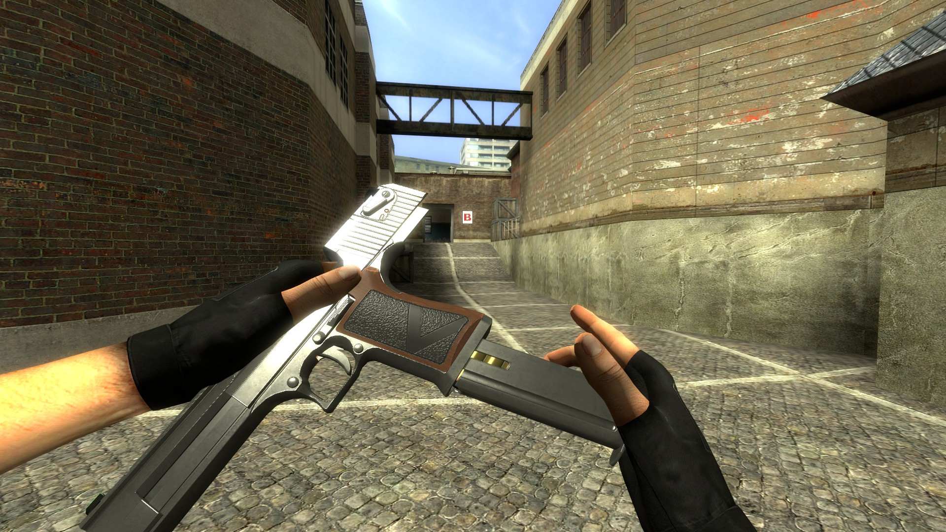 RE2 Remake Deagle on MrDeadlyFPS Anims Mod for Counter-Strike: Source ...