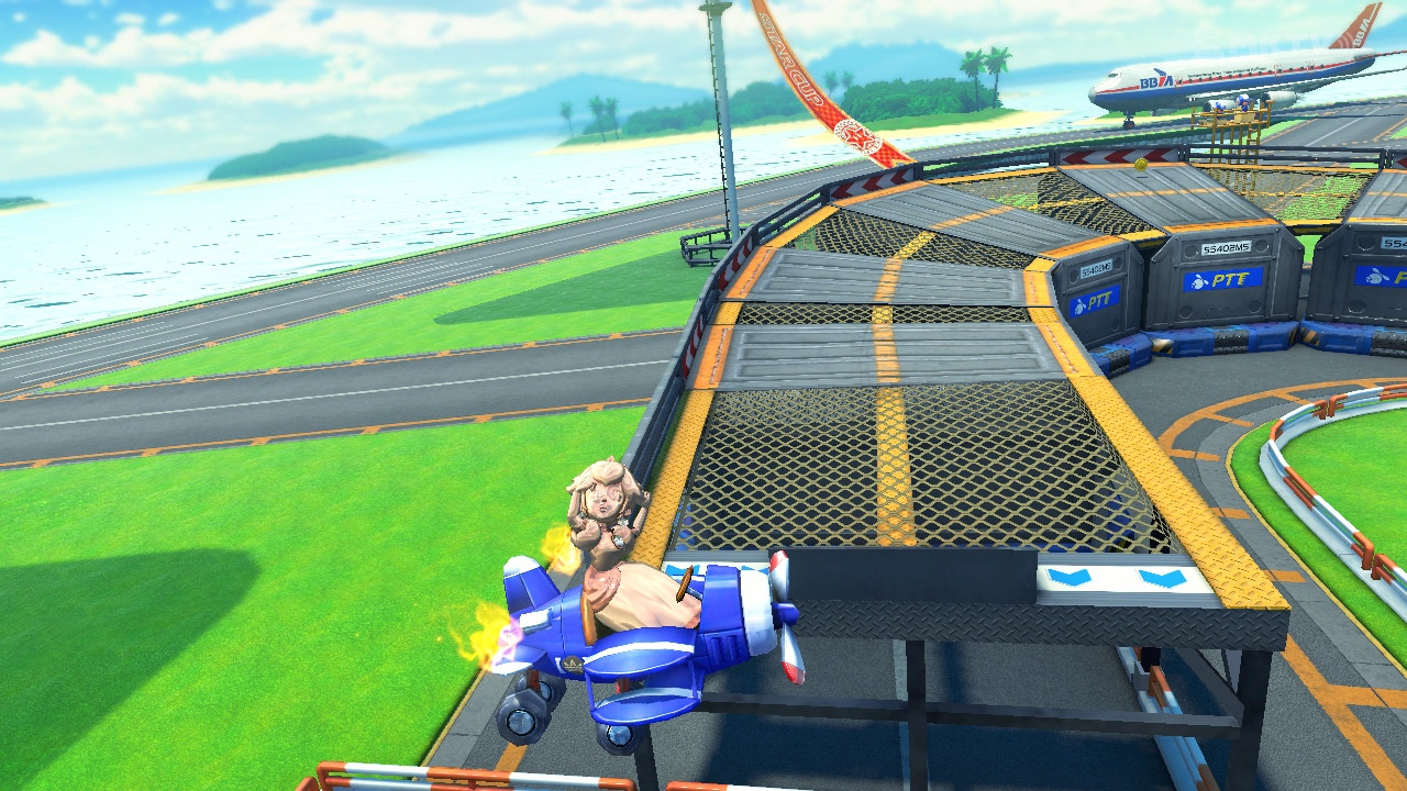 Arcade GP2 Blinky's Plane in MK8 Mod for Mario Kart 8 | MK8 Mods