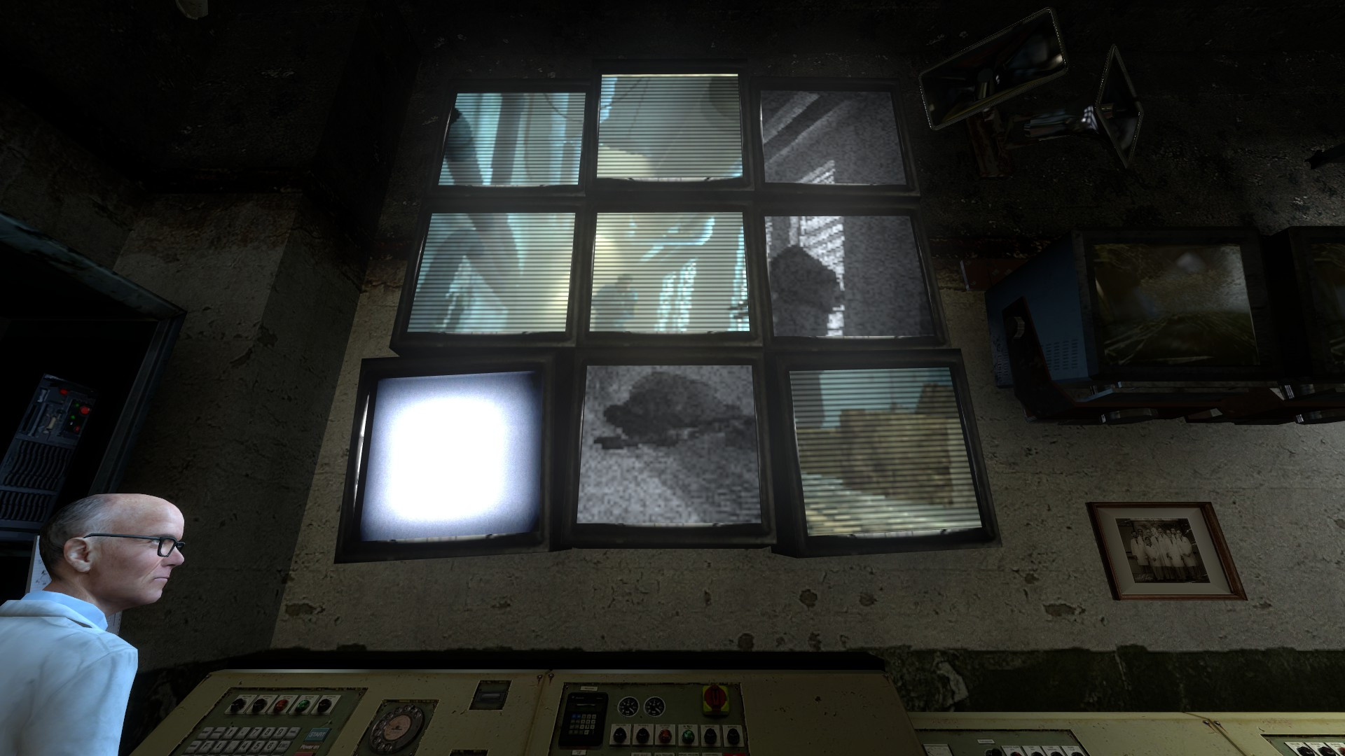 Bad Cop and Wilson in Episode 2 Mod for Half-Life 2 | HL2 Mods