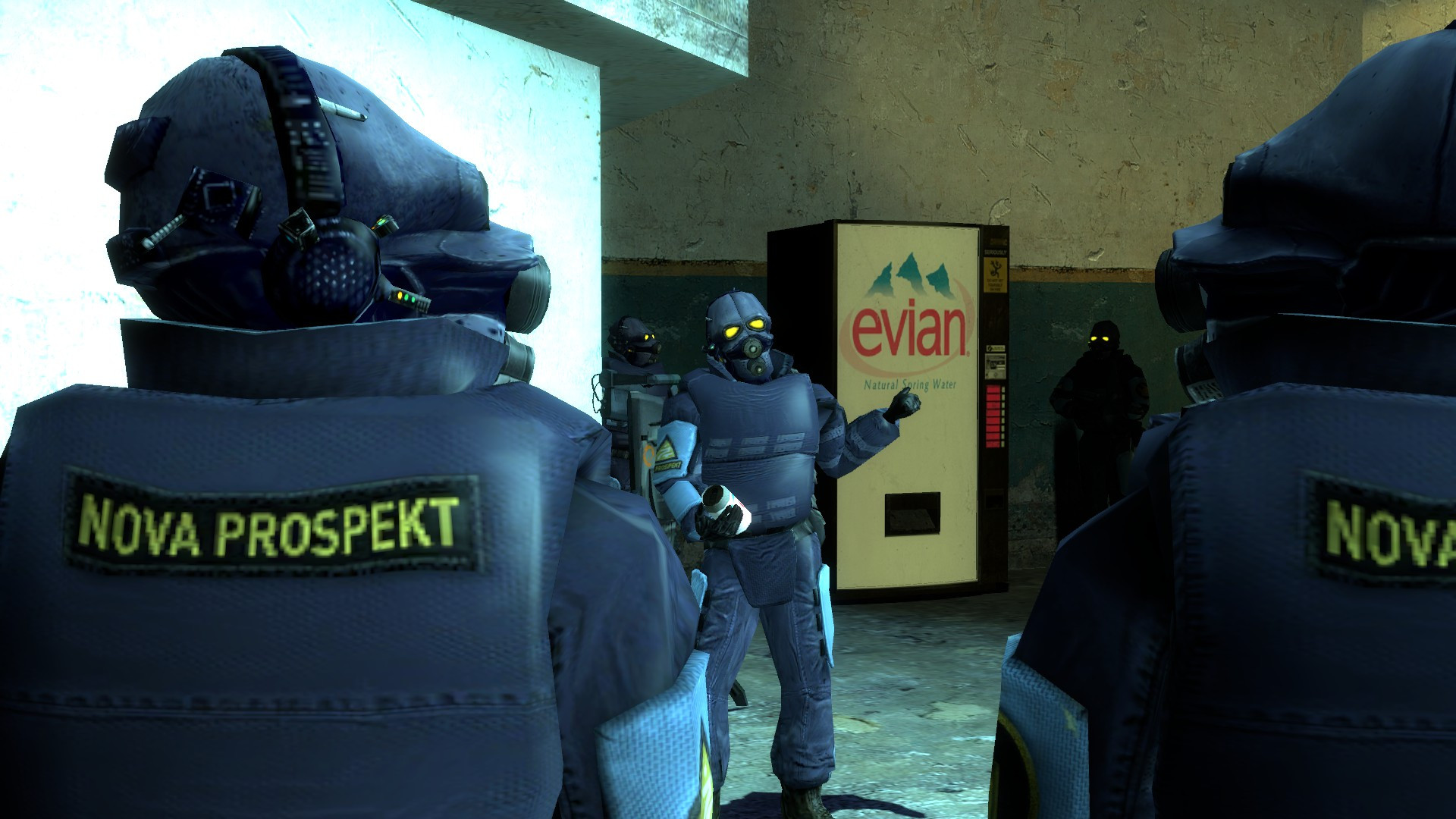 Evian vending machine retexture Mod for Half-Life 2 | HL2 Mods