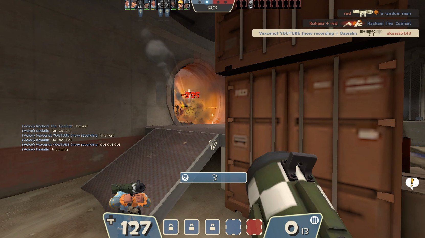 Middle Mann Centered Default HUD [Team Fortress 2] [Mods]