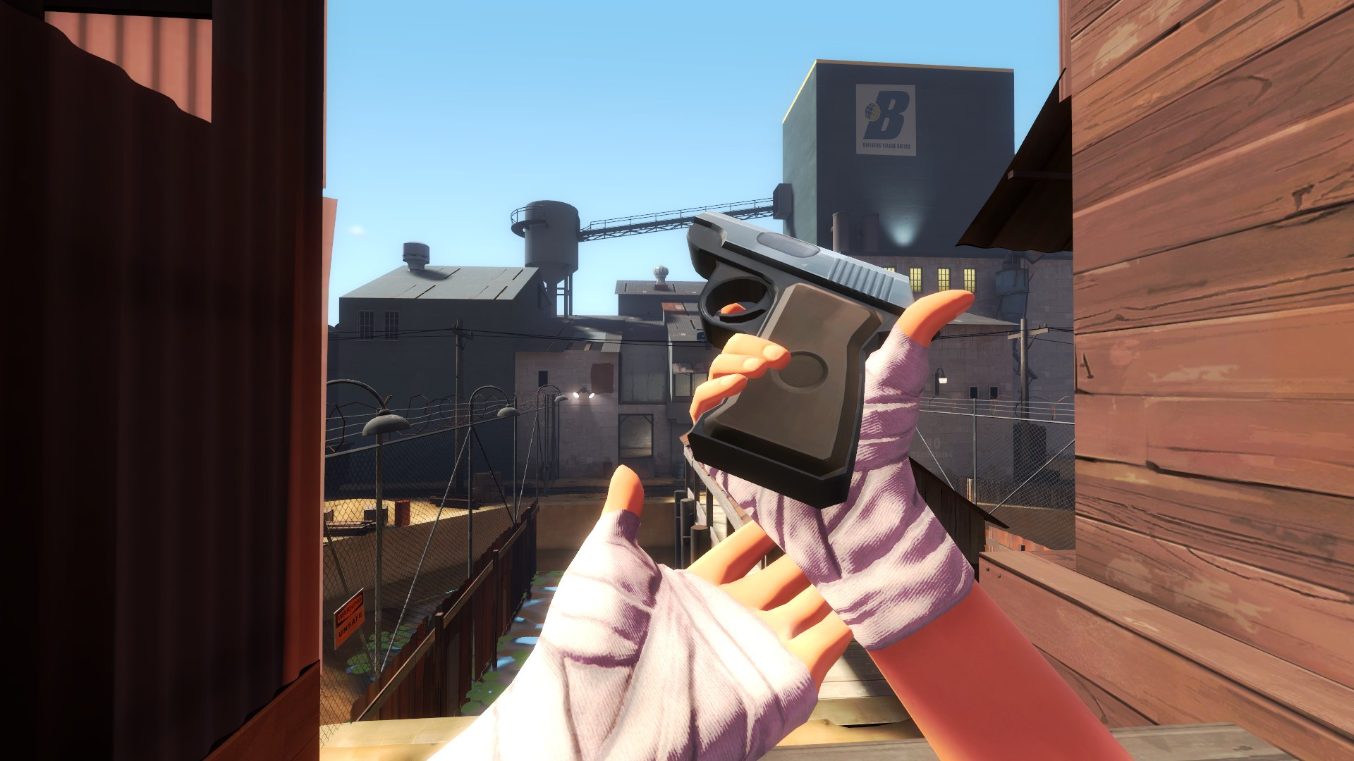 W models over c models Mod for Team Fortress 2 | TF2 Mods