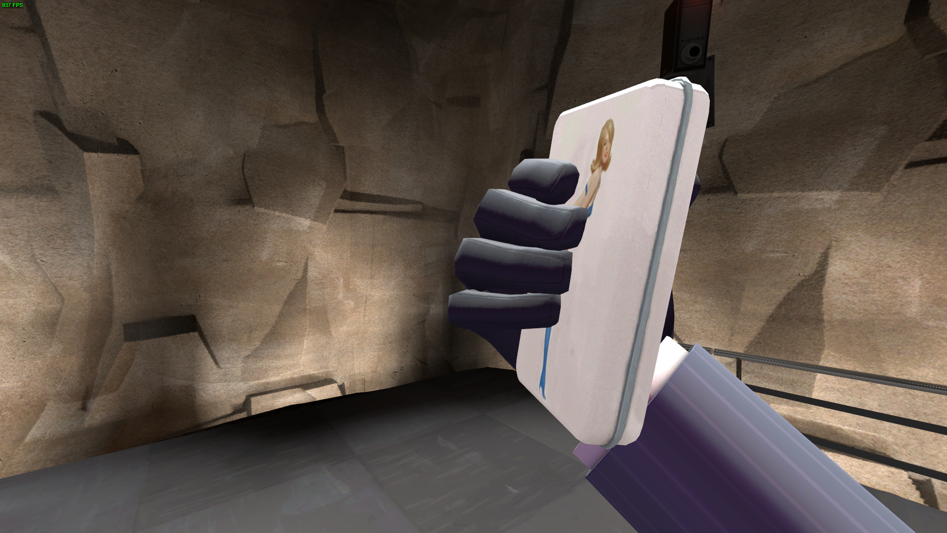 Inconspicuous Cigarette Case Mod for Team Fortress 2 | TF2 Mods