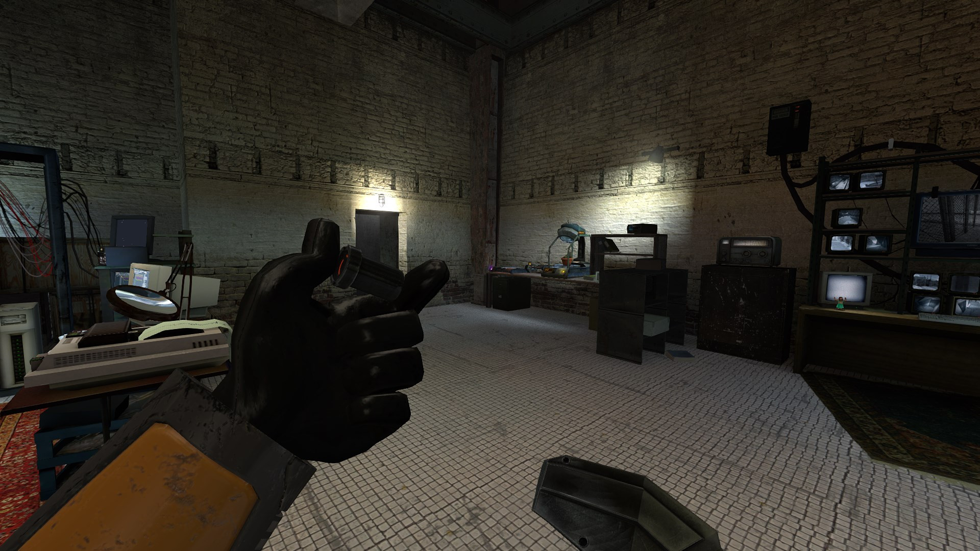 (Obsolete) "Your Old Suit" Pack Mod for Half-Life 2: MMod | HL2:MMod Mods