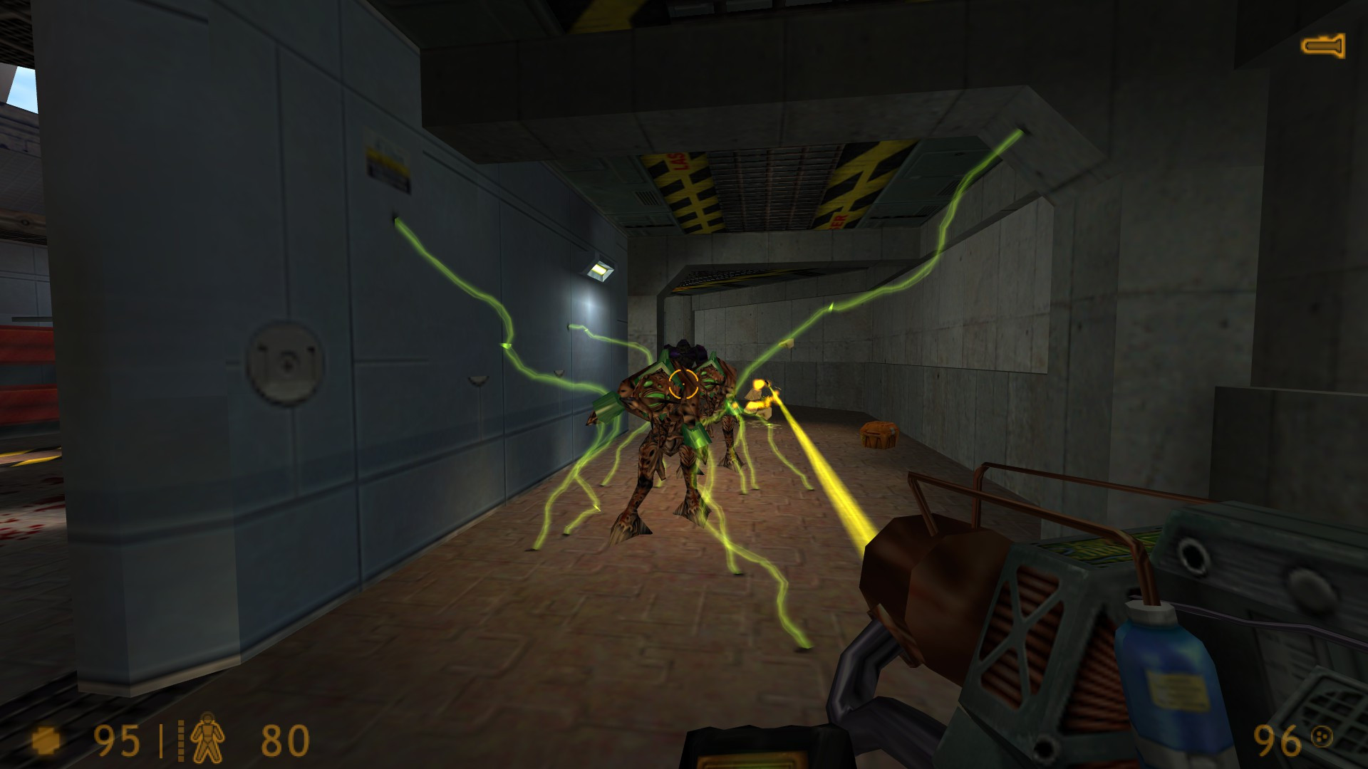 Aliens spawn when picking up the tau cannon. Mod for Half-Life | HL Mods