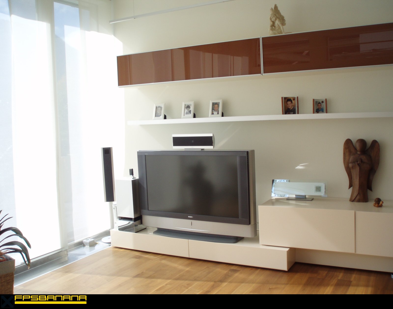 theguggis_house [Counter-Strike: Source] [Mods]