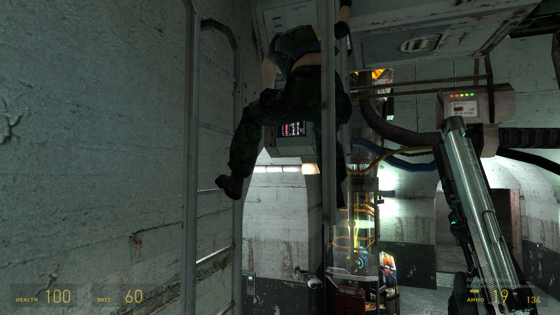 how to fix floating weapons? [Half-Life 2] [Questions]